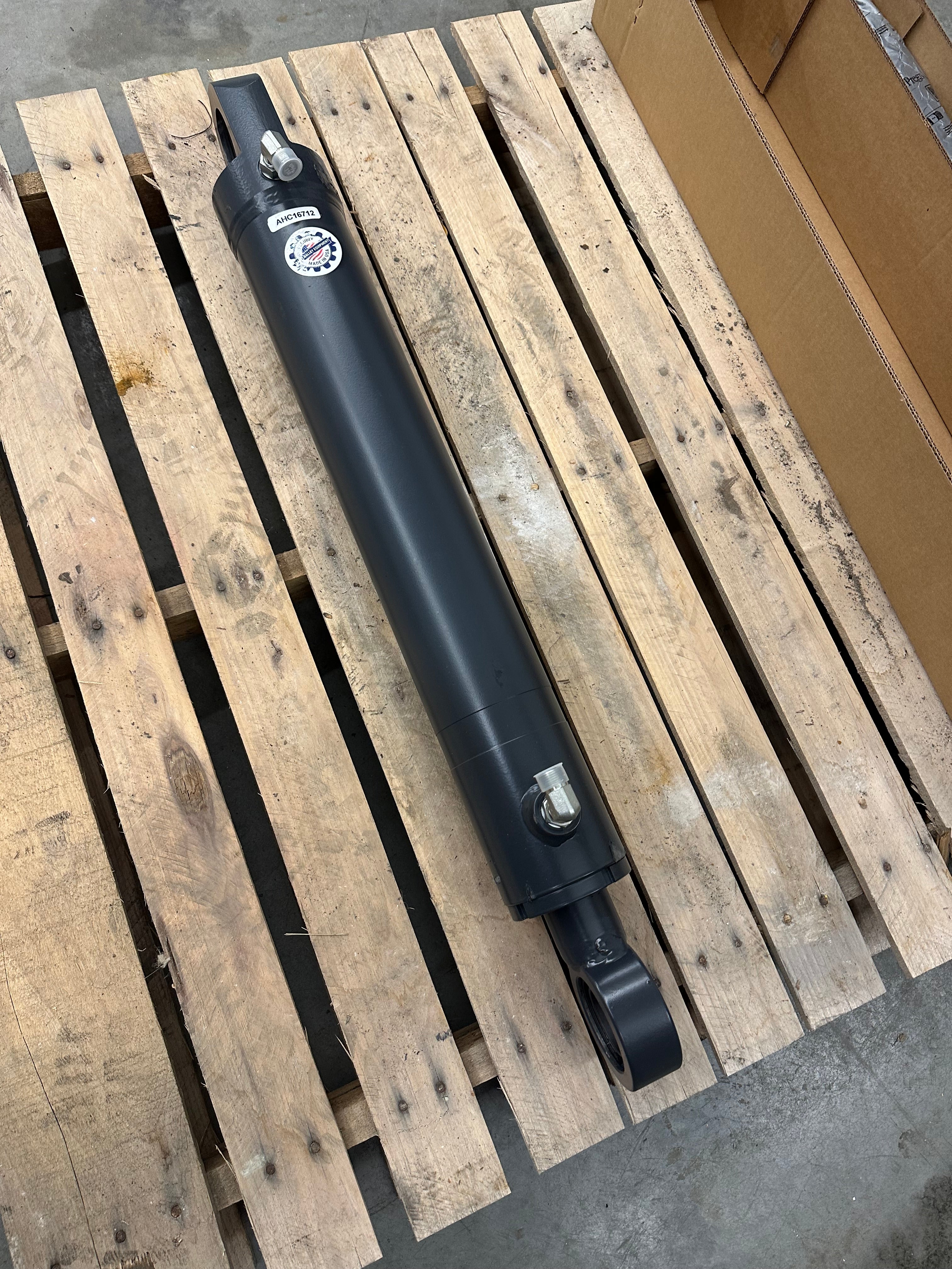 AHC16712 LH Hydraulic Angle Cylinder 700J 700K – C&C Equipment LLC