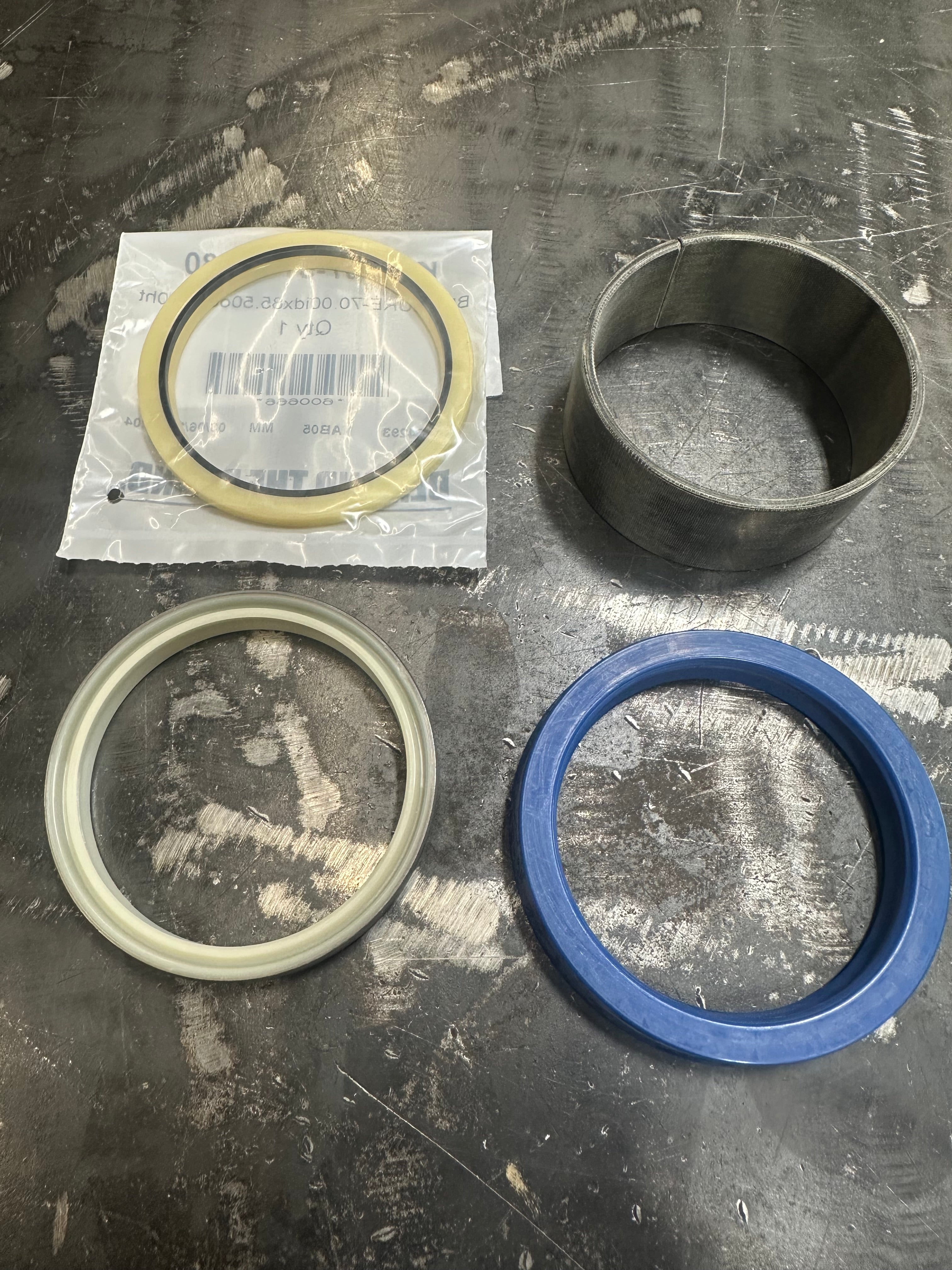 AH156466 Rod Seal Kit – C&C Equipment LLC