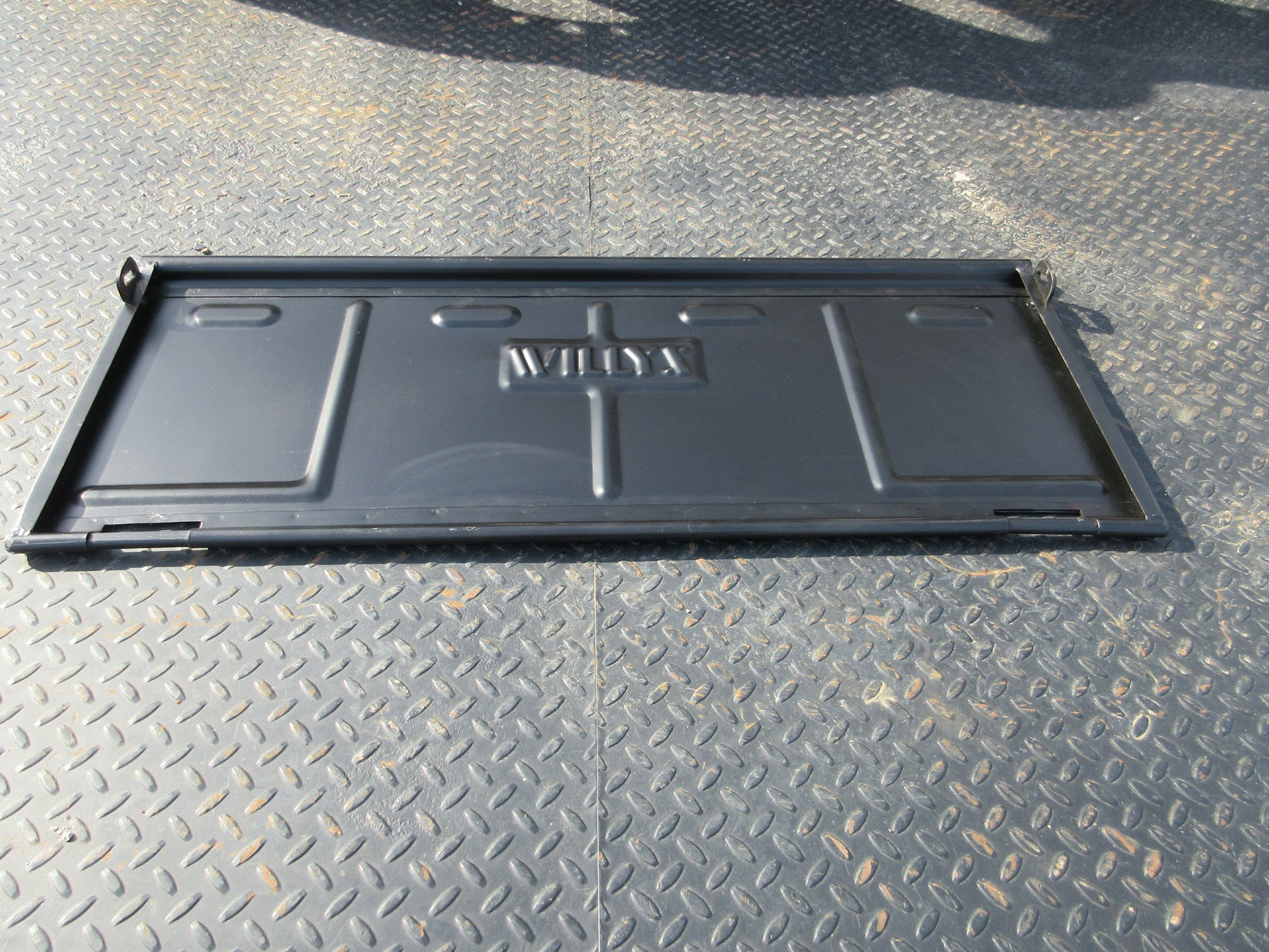 Willys Script Tailgate CJ2A CJ3A CJ3B CJ5 CJ6 Jeep – C&C Equipment LLC